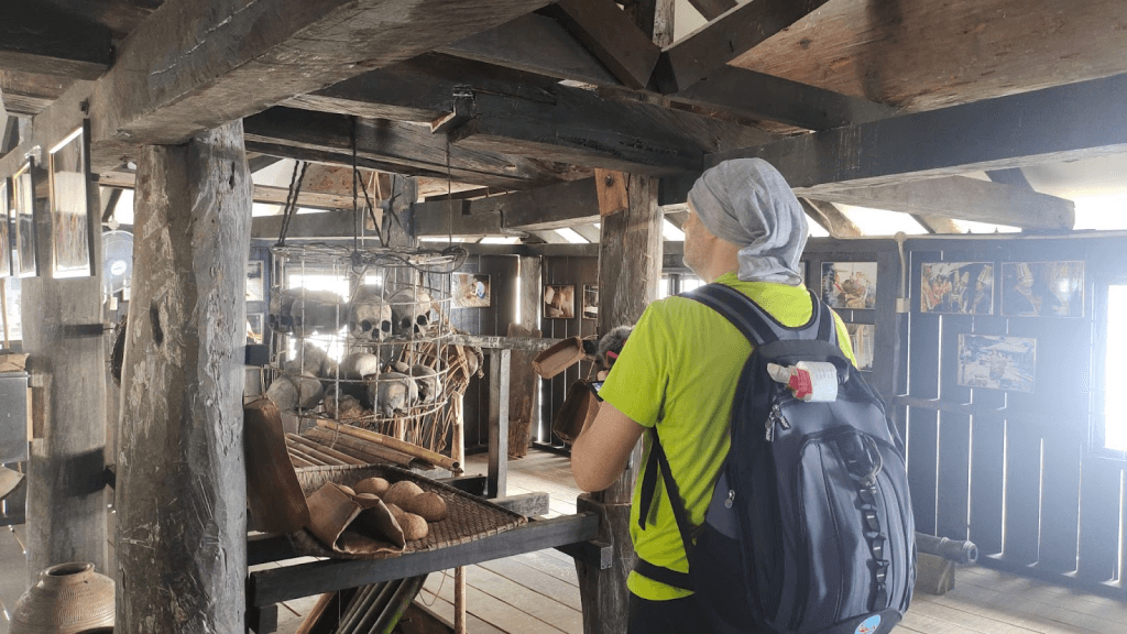 ANNAH RAIS LONGHOUSE : CULTURE & HERITAGE OF BIDAYUH – AJ Borneo Tours ...